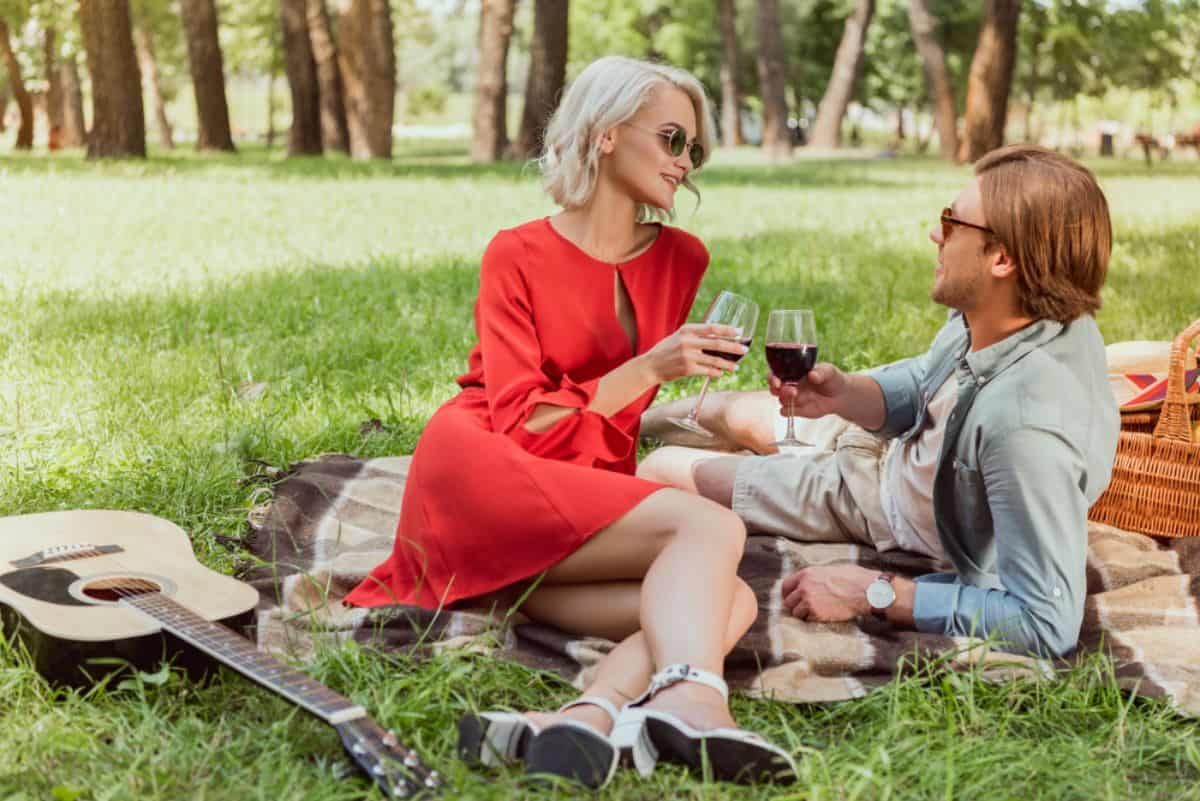14 Easy and Affordable Date Ideas