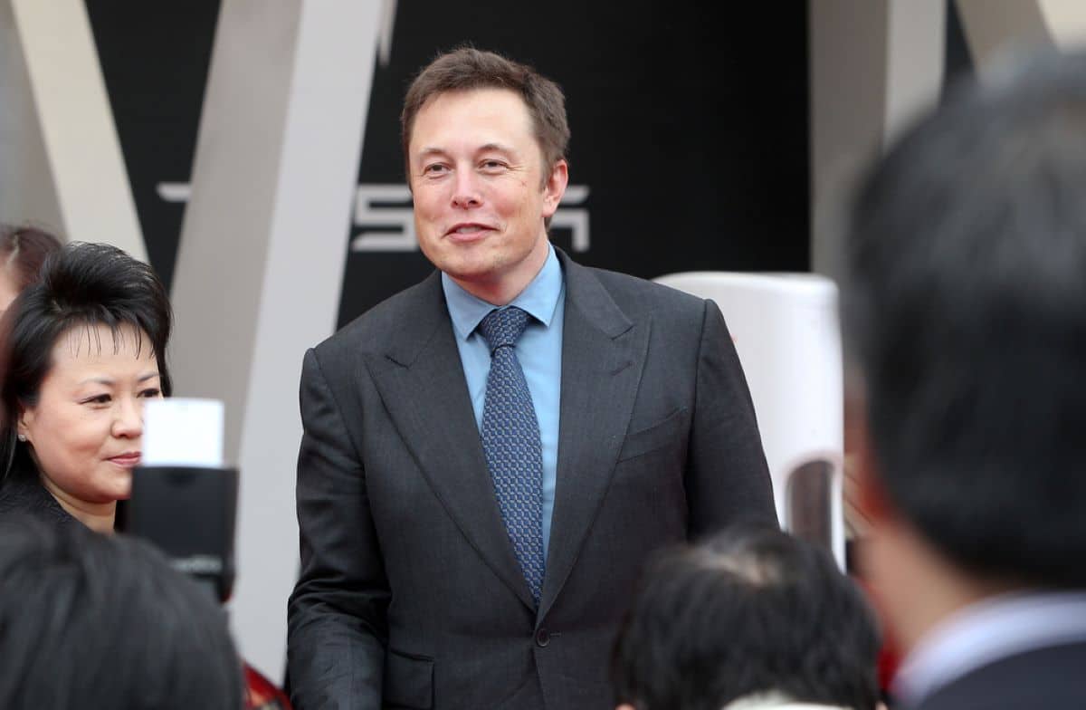 18 Memorable Celebrity Guest Spots on TV