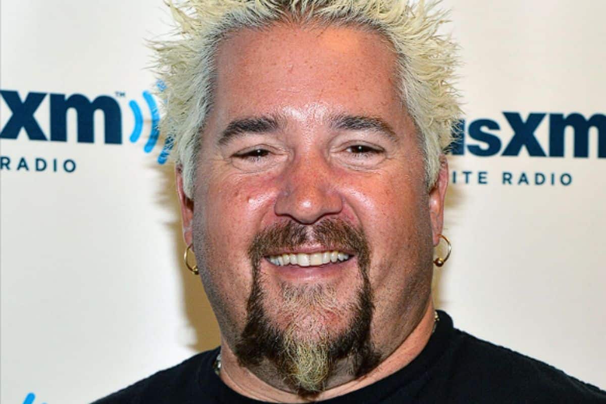 15 Unlikely Celebrity Friendships