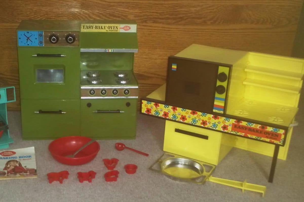 13 Nostalgic Toys Every 90s Kid Loved