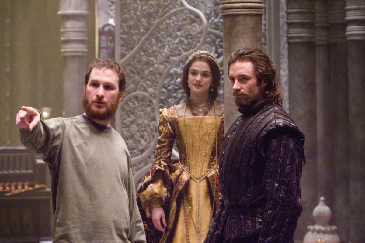 19 Celebrity Couples Who Fell in Love on Set