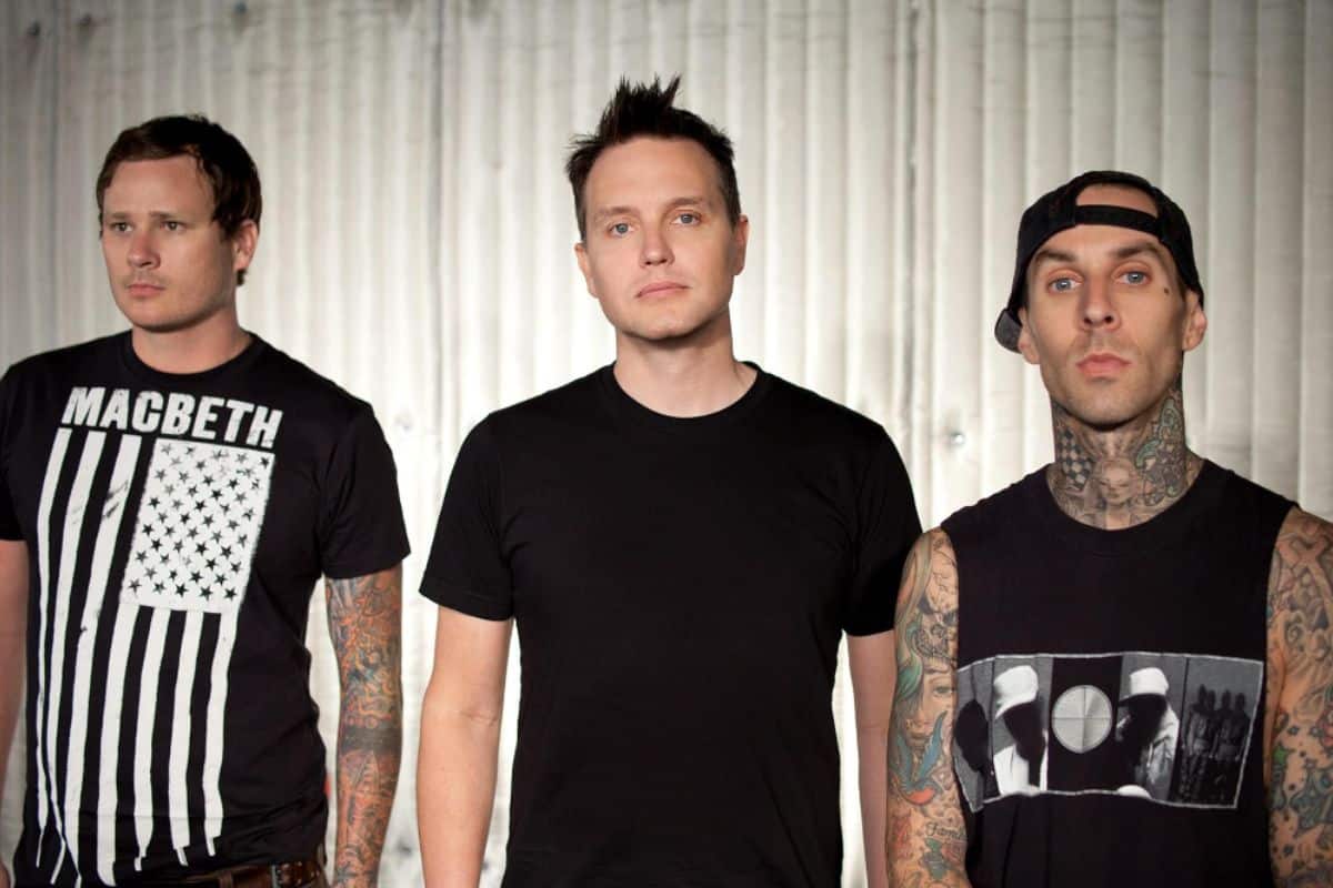 20 Popular '90s Bands and What They're Doing Today