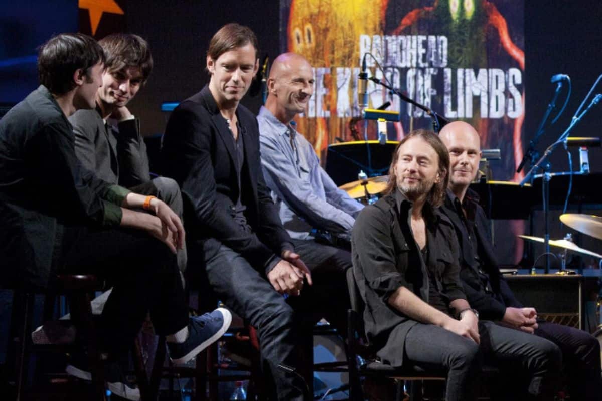 20 Popular '90s Bands and What They're Doing Today