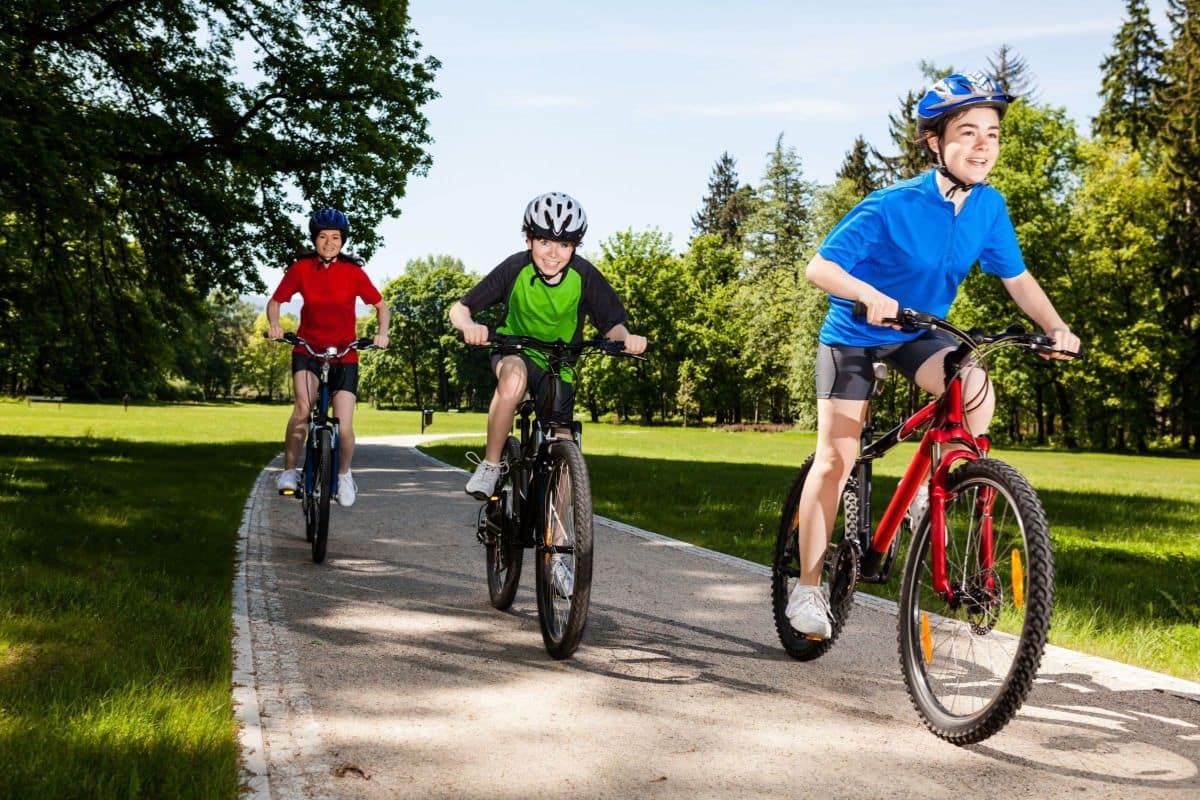 17 Outdoor Activities That Improve Your Well-Being
